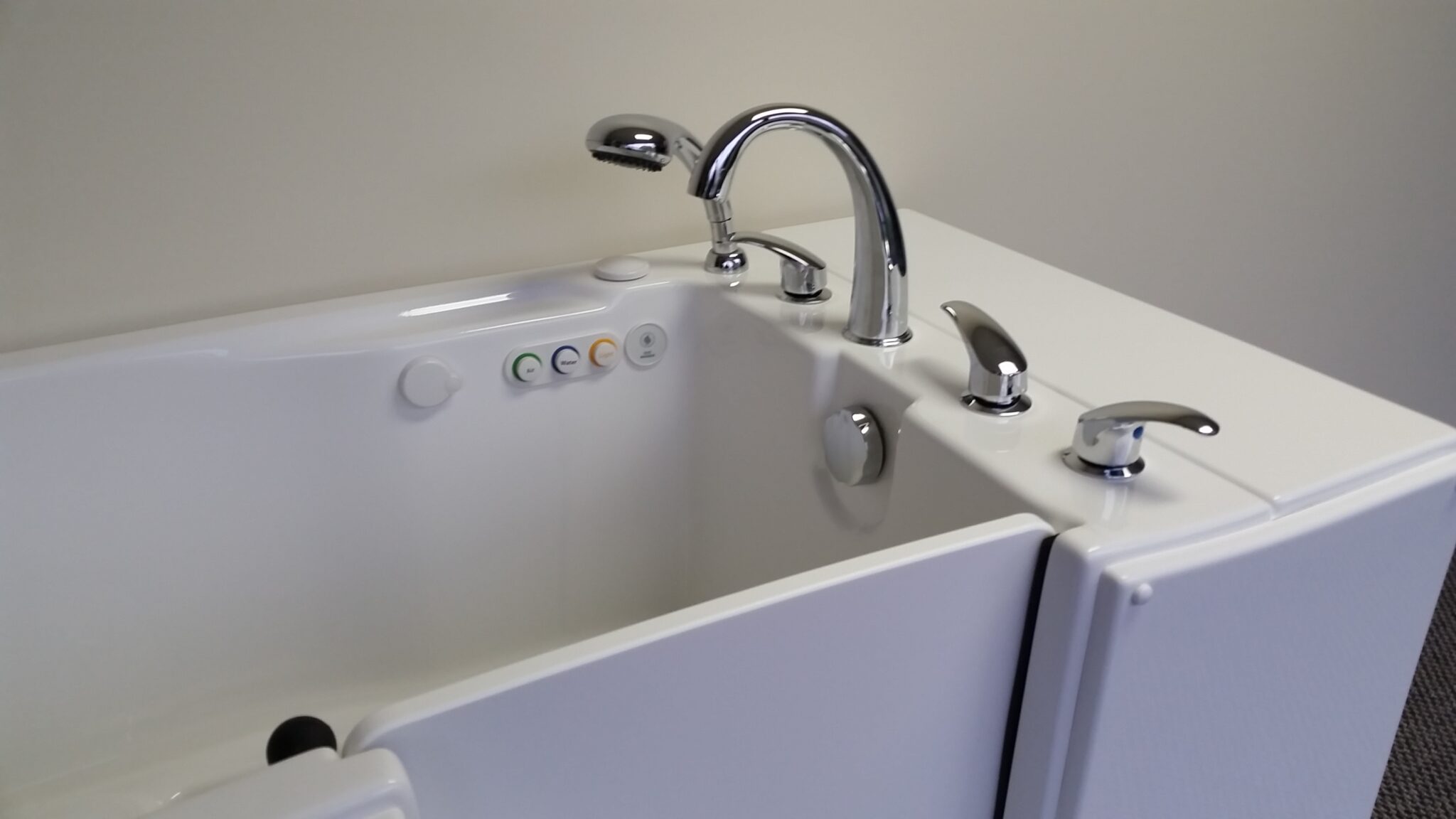 Walk-in Tub Installation Mobile, AL | Best Walk-in Tub Installers ...